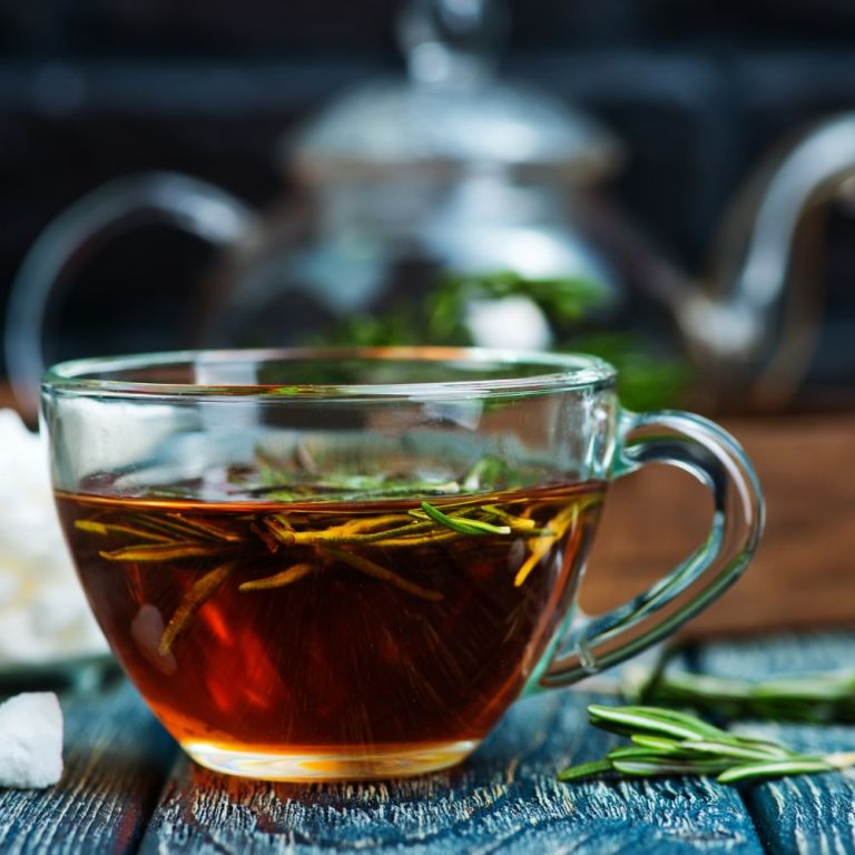 Romarin ou thym : lequel choisir pour vos infusions